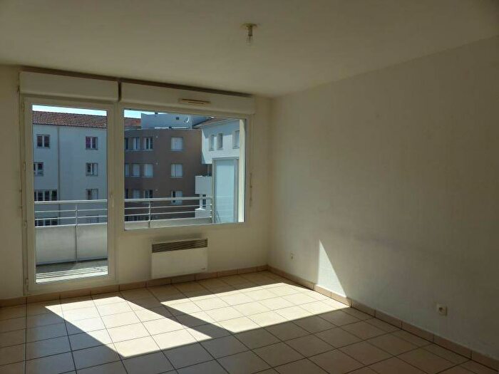 Centre Ville Est, Bourgoin-Jallieu - Appartement 2 pièces à louer