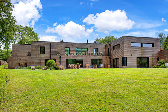 Maison à vendre - Isneauville - 8 pièces - 6 chambres