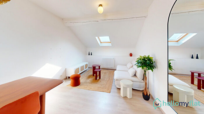 Appartement à louer - Reims, Europe, Chemin Vert - 4 pièces - 3 chambres