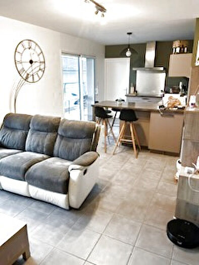 Appartement à vendre - Saint-Cyprien - 3 pièces - 2 chambres