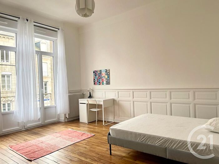 Appartement 1 pièce à louer à Fougères, Centre-ville, Urbanistes