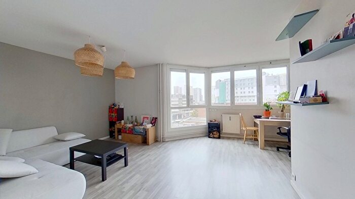 Appartement à vendre - Bagnolet, Centre-ville - 4 pièces - 3 chambres