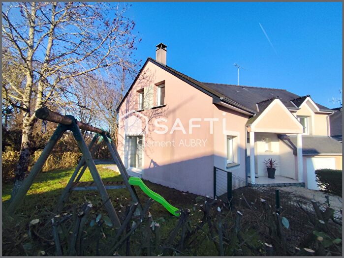 Maison à vendre - Changé - 6 pièces - 4 chambres