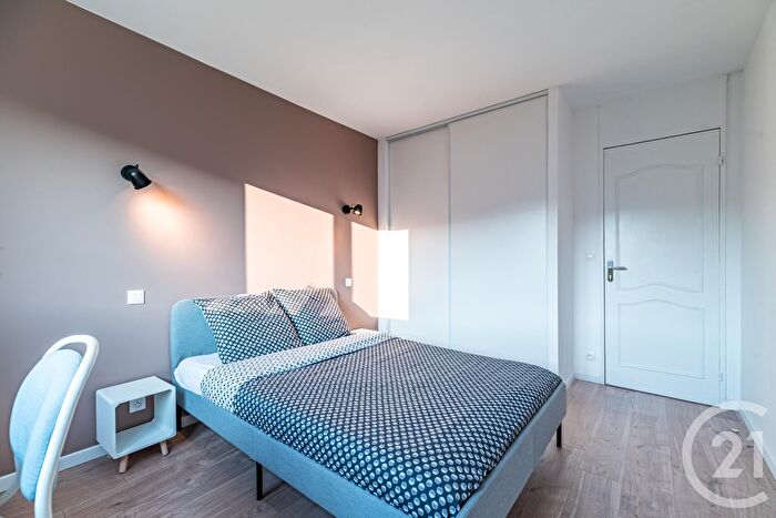 Appartement à louer - Déville-lès-Rouen - 2 pièces - 3 chambres