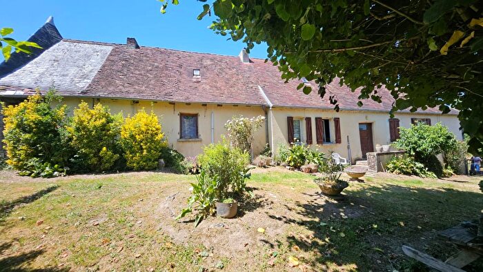 Maison à vendre - Ladignac-le-Long - 5 pièces - 3 chambres