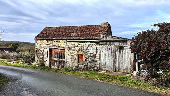 Maison à vendre - Saint-Jean-de-Laur - 2 pièces - 1 chambre