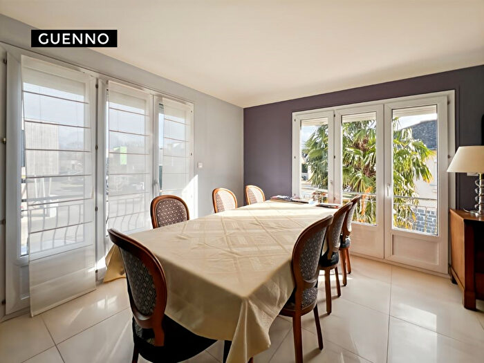 Maison à vendre - Saint-Gilles - 5 pièces - 3 chambres