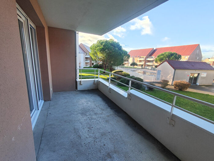 Appartement à louer - Beaune, Camp Américain, Porte de Beaune - 3 pièces - 2 chambres