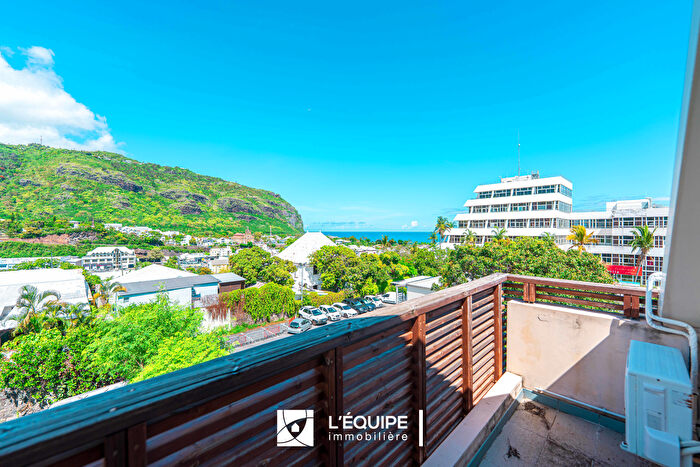 Appartement à vendre - Saint-Denis, Centre-ville - 5 pièces - 3 chambres