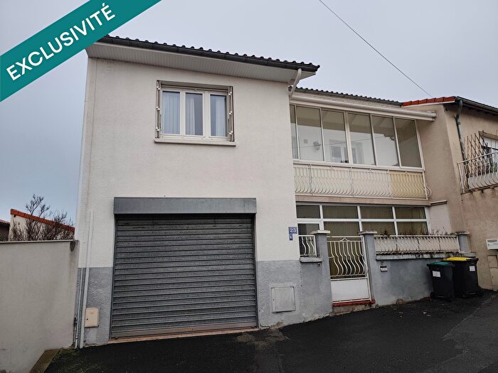 Maison à vendre - Saint-Bonnet-près-Riom - 5 pièces - 3 chambres