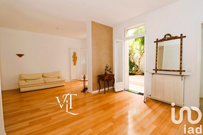 Appartement à vendre - Montrouge, Porte de Châtillon - 5 pièces - 3 chambres