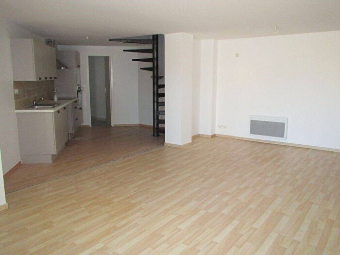 Maison à louer - Forcalquier - 3 pièces - 2 chambres