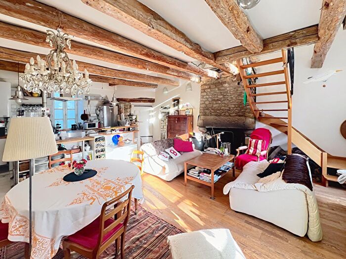 Appartement à vendre - Guérande, Centre-ville, Faubourgs - 6 pièces - 4 chambres