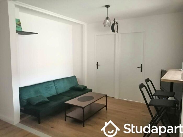 Appartement à louer - Les Sablons-Newton, Le Mans - 1 pièce - 5 chambres