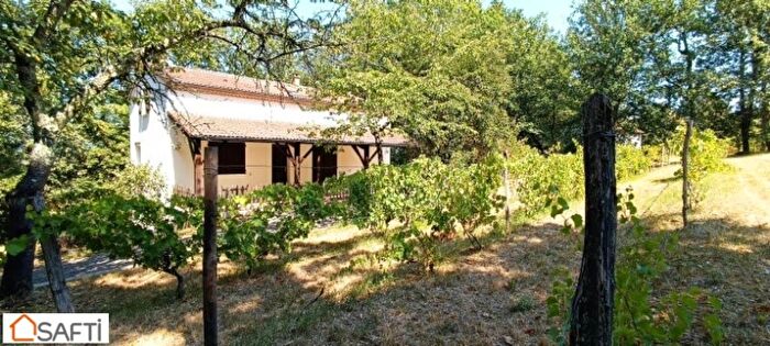 Maison à vendre - Sainte-Colombe-en-Bruilhois - 6 pièces - 4 chambres