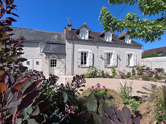 Saint-Denis-sur-Loire - Maison 7 pièces à vendre