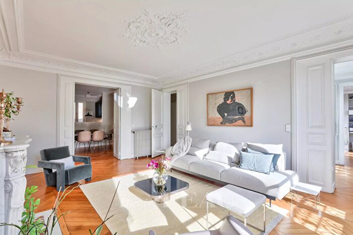 Appartement à louer - Paris e , Courcelles, Wagram - 5 pièces - 4 chambres