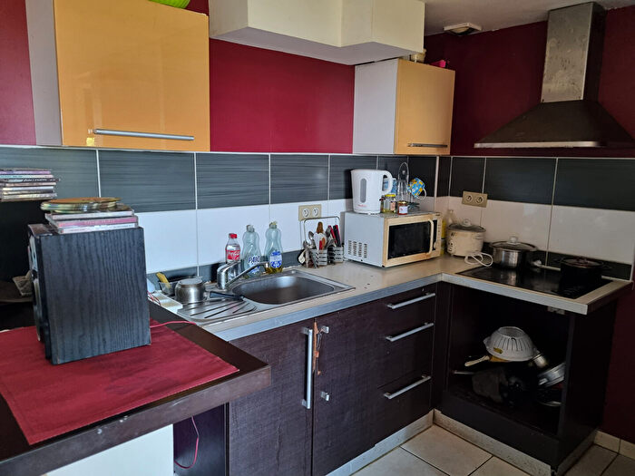 Appartement à vendre - Saint-Denis, Montgaillard - 2 pièces - 1 chambre