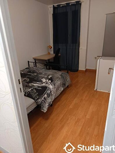 Appartement à louer - Emy les Pres, Cormeilles-en-Parisis - 1 pièce - 5 chambres