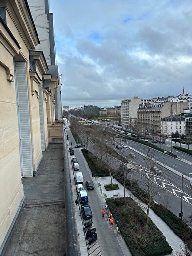 Appartement à louer - Neuilly-sur-Seine, Plaine des Sablons - 7 pièces - 6 chambres