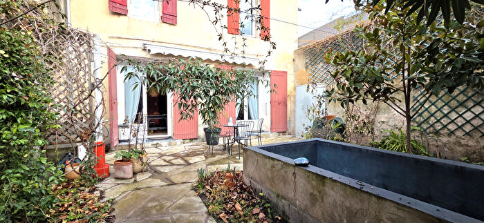 Maison à vendre - Sainte-Cécile-les-Vignes - 6 pièces - 4 chambres