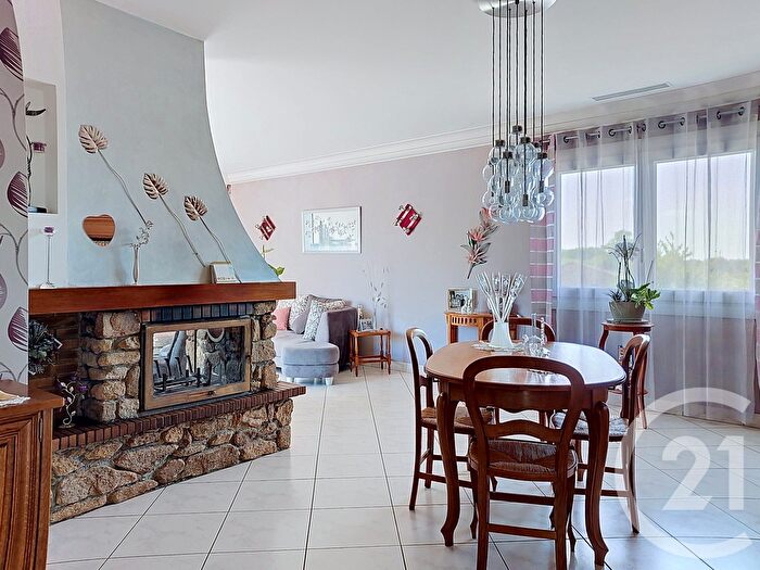 Maison à vendre - La Tourlandry - 5 pièces - 3 chambres