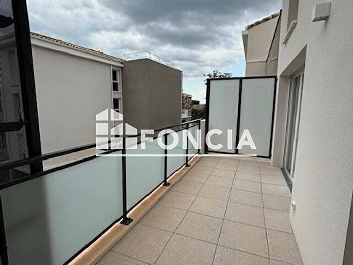 Appartement à louer - Avignon - 4 pièces - 3 chambres