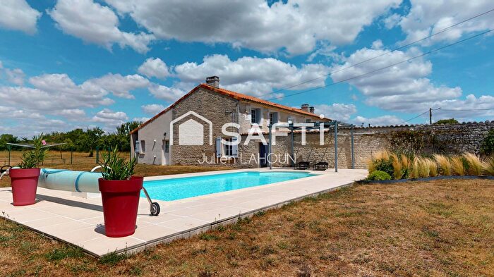 Maison 6 pièces à vendre - Sigogne