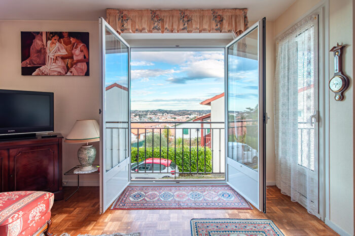 Appartement à vendre - Ciboure - 4 pièces - 4 chambres