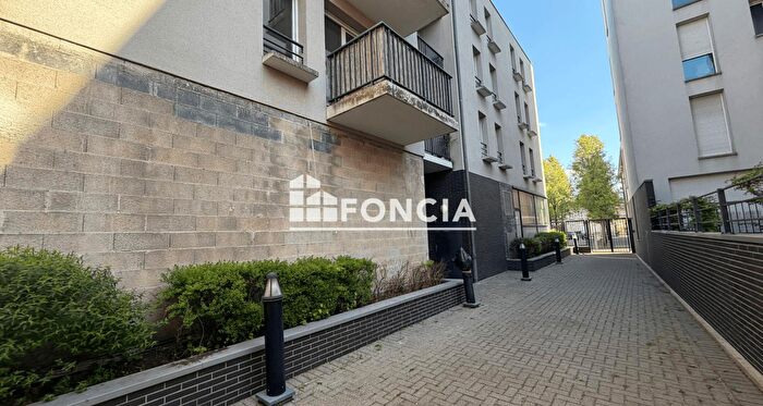 Appartement 4 pièces à vendre - Lille, Wazemmes