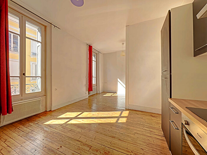 Appartement à vendre - Saint-Étienne, Jacquard, Préfecture - 2 pièces - 1 chambre