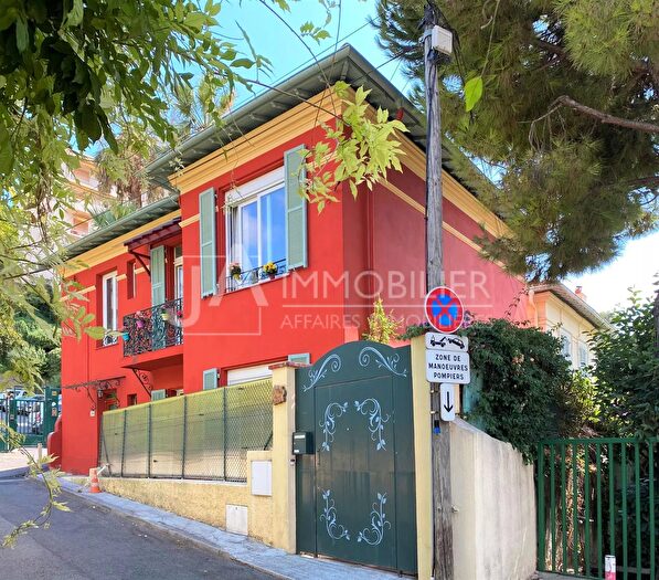 Maison à vendre - Nice, Chambrun - 8 pièces - 4 chambres