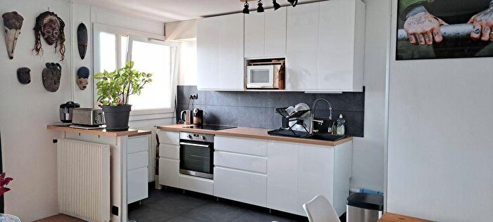 Appartement à louer - Saint-Ouen - 2 pièces - 1 chambre