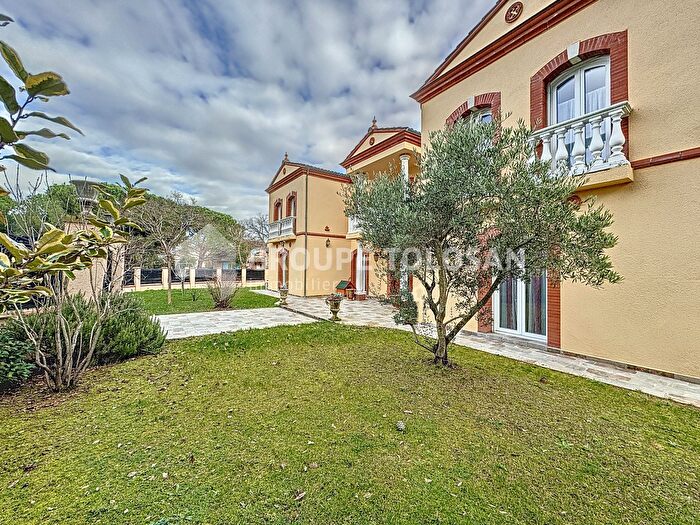 Maisons à vendre et appartements à louer - 1