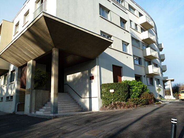 Appartement 1 pièce à louer à Stade-Bourg, Beaumont