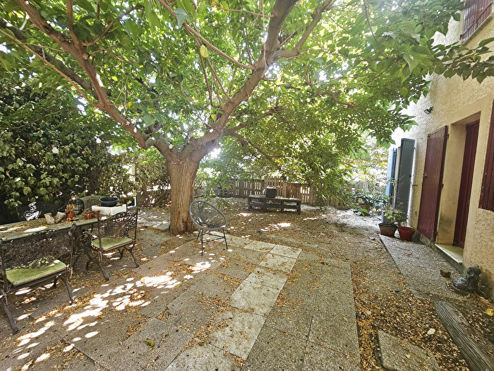 Maison à vendre - Aigues-Mortes - 7 pièces - 5 chambres