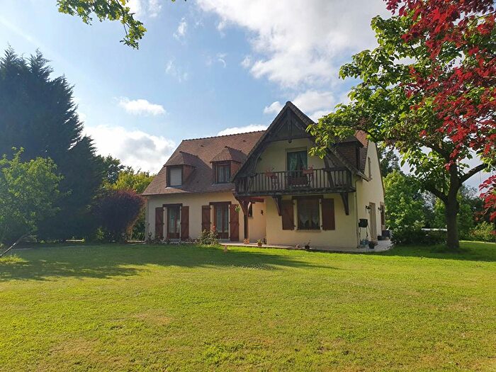 Maison à vendre - La Fresnaye-sur-Chédouet - 8 pièces - 6 chambres