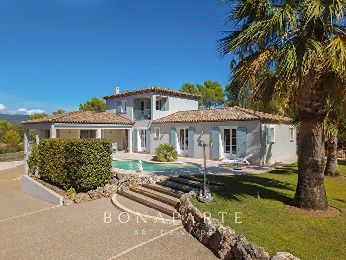 Maison 5 pièces à vendre à Saint-Raphaël, Valescure, Vaulongue