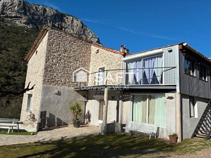 Maison 12 pièces à Saint-Hippolyte-du-Fort, à vendre
