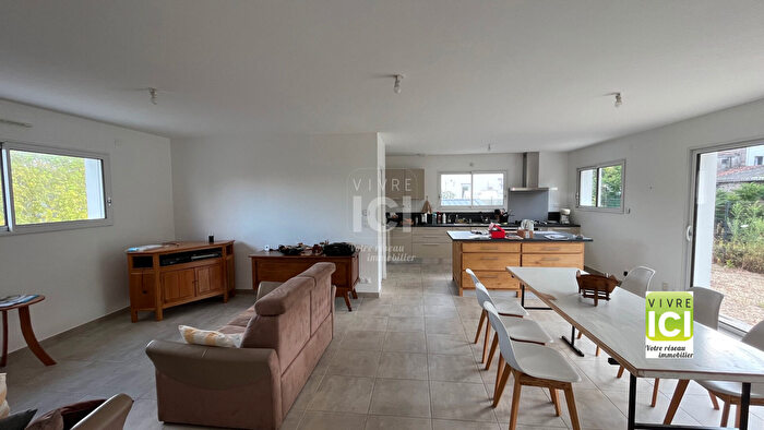 Maison à vendre - La Chapelle-Basse-Mer - 5 pièces - 3 chambres