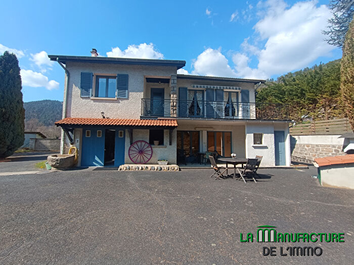 Maison à vendre - Bas-en-Basset - 6 pièces - 2 chambres