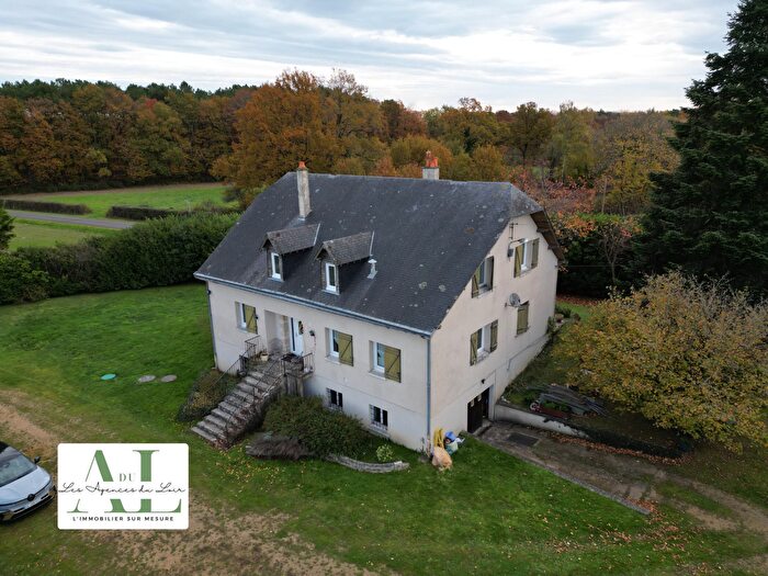 Maison à vendre - Marigné-Laillé - 9 pièces - 6 chambres