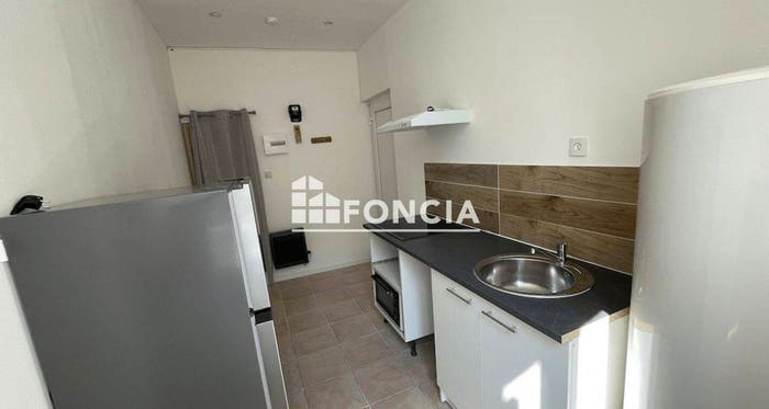 Belle de Mai, Marseille 3ème arrondissement - Appartement 1 pièce à louer