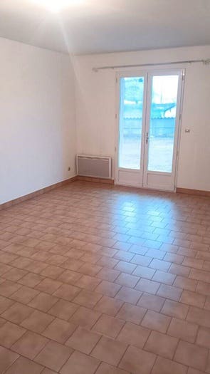 Appartement 2 pièces à Neuville-de-Poitou, à louer