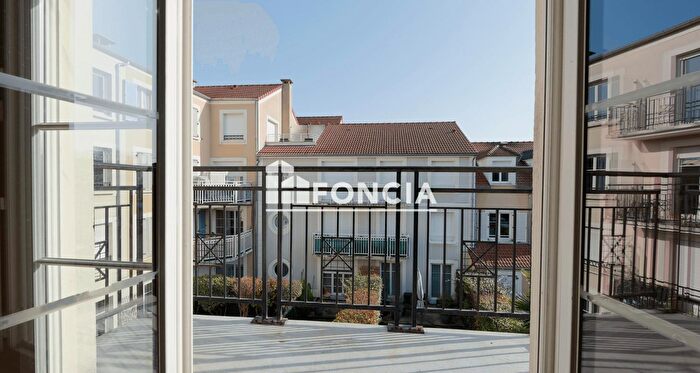 Appartement à vendre - Corbeil-Essonnes, Centre-ville - 5 pièces