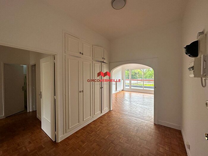 Gressets-Centre-Garenne-Bechevet, La Celle-Saint-Cloud : Appartement 4 pièces à louer