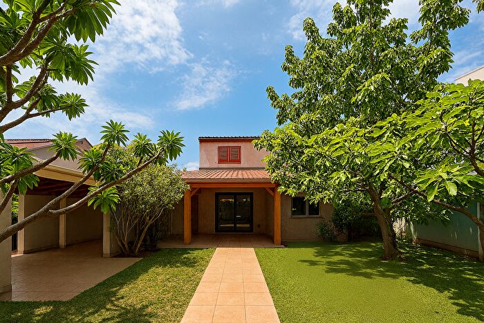 Maison à vendre - Saint-Paul, Plateau Caillou - 9 pièces - 5 chambres