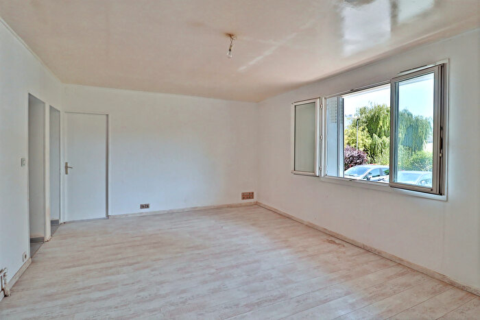 Appartement à vendre - Troyes, Chartreux - 4 pièces - 2 chambres