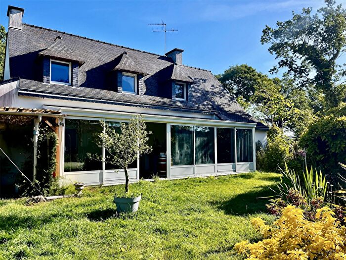 Péaule - Maison 8 pièces à vendre
