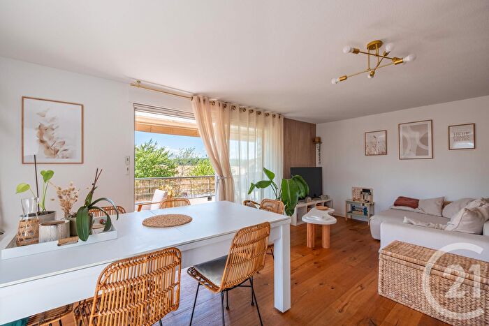 Appartement 4 pièces à Messery, à vendre
